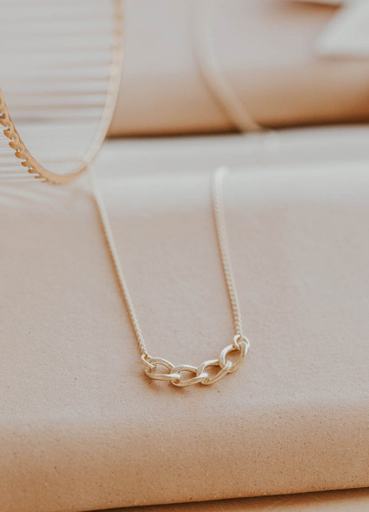 Hello Adorn: Fine Handmade Jewelry