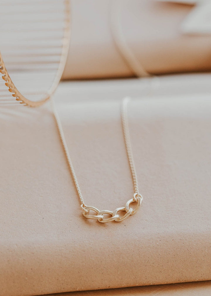 Hello Adorn: Fine Handmade Jewelry