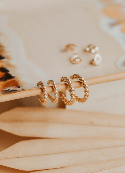 Hello Adorn: Fine Handmade Jewelry